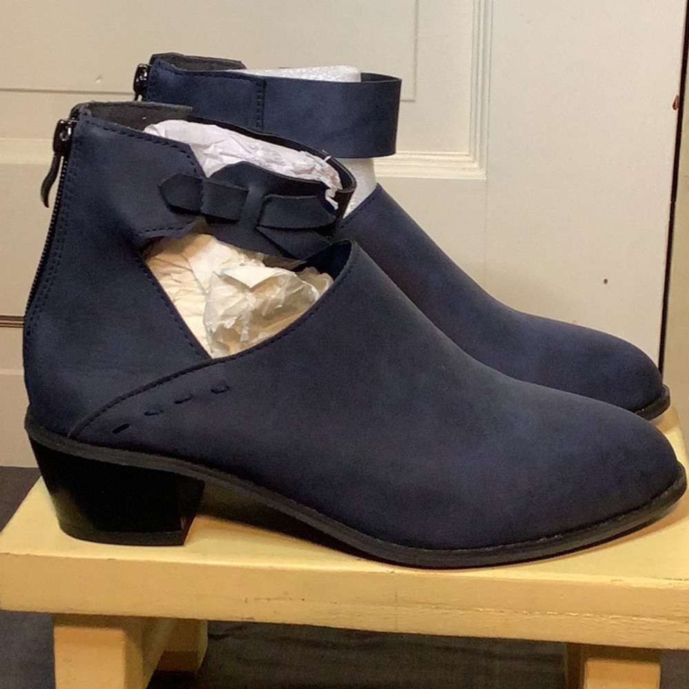 Brand New Brushed Suede Shooties - Gem
